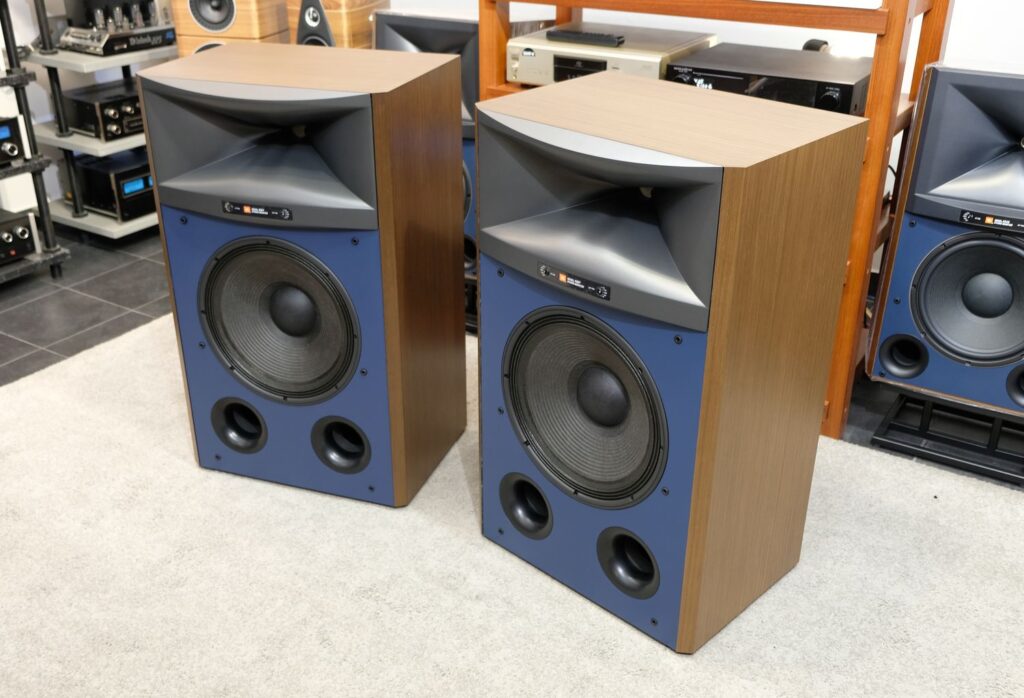 JBL 4367 Studio Monitor - Audiocostruzioni | Vendita Online Hi-Fi ...
