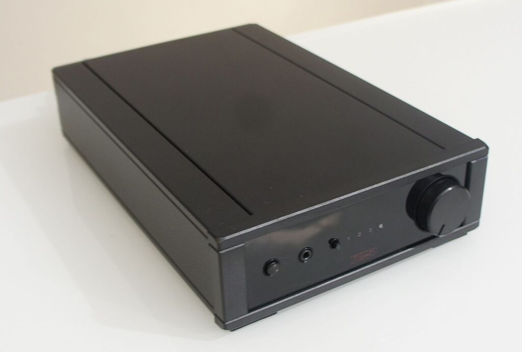Rega IO - Audiocostruzioni | Vendita Online Hi-Fi: Amplificatori ...