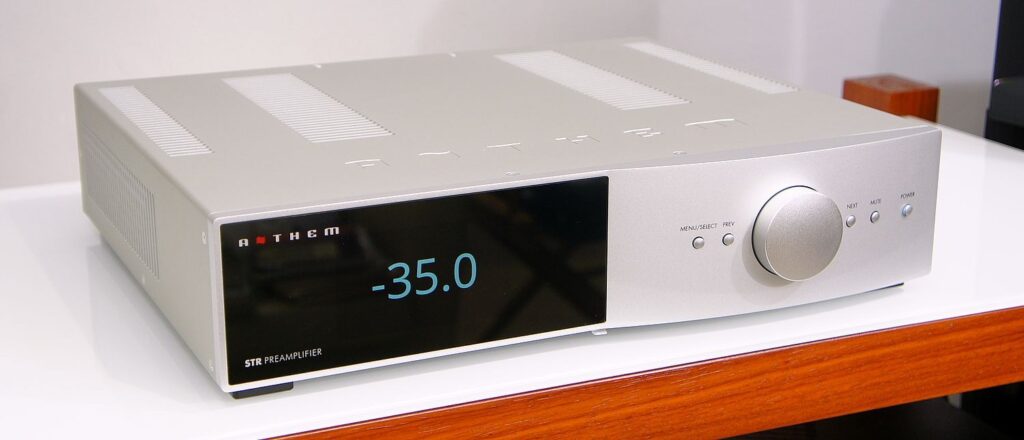 Anthem STR Preamplifier + Power Amplifier - Audiocostruzioni | Hi-Fi ...
