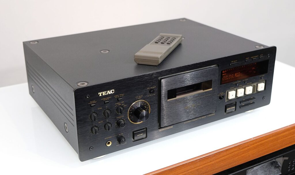 Teac V6030S - Audio construction | Hi-Fi Online Sales: Amplifiers ...