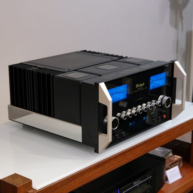 McIntosh MA9500 – 300W Hi-Fi Autoformer Integrated Amplifier