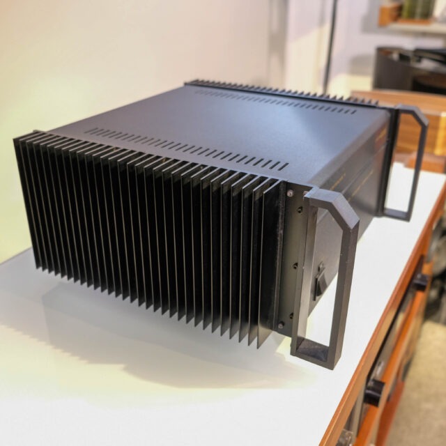 Sumo Andromeda II - Audio construction | Hi-Fi Online Sales: Amplifiers ...