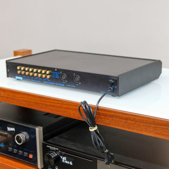 Musical Fidelity The Preamp + Typhoon - Audiocostruzioni | Hi-Fi Online ...