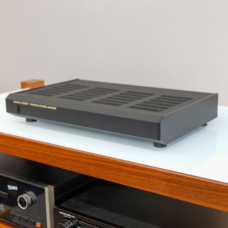 Musical Fidelity The Preamp + Typhoon - Audiocostruzioni | Hi-Fi Online ...