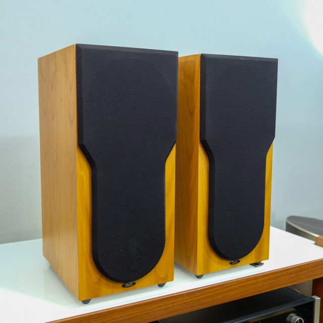Chario Syntar 300 - Audio construction | Hi-Fi Online Sales: Amplifiers ...
