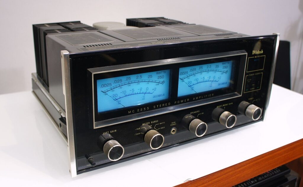 McIntosh MC 2255 - Audiocostruzioni | Vendita Online Hi-Fi ...
