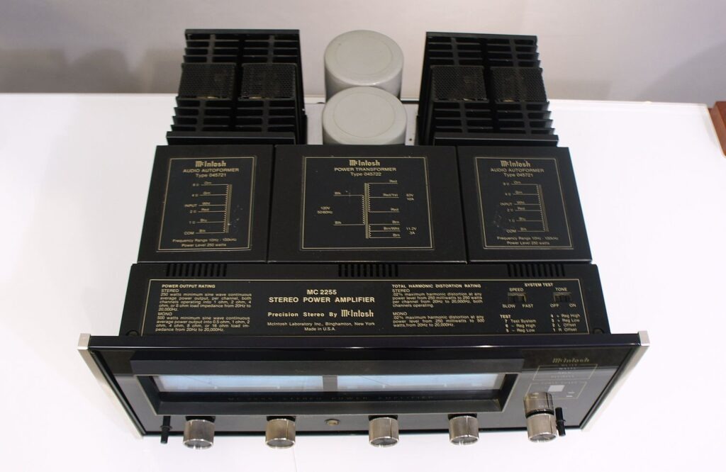 McIntosh MC 2255 - Audiocostruzioni | Vendita Online Hi-Fi ...