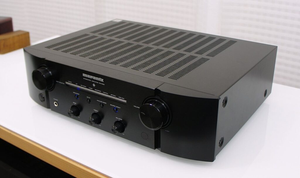 Marantz PM 7004 - 7005 - 8005 - Audio construction | Hi-Fi Online Sales ...