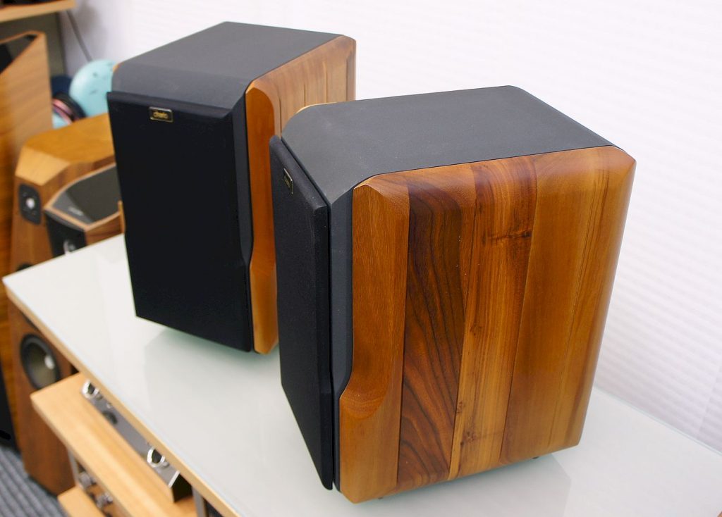Chario " Delphinus " - Audio construction | Hi-Fi Online Sales ...
