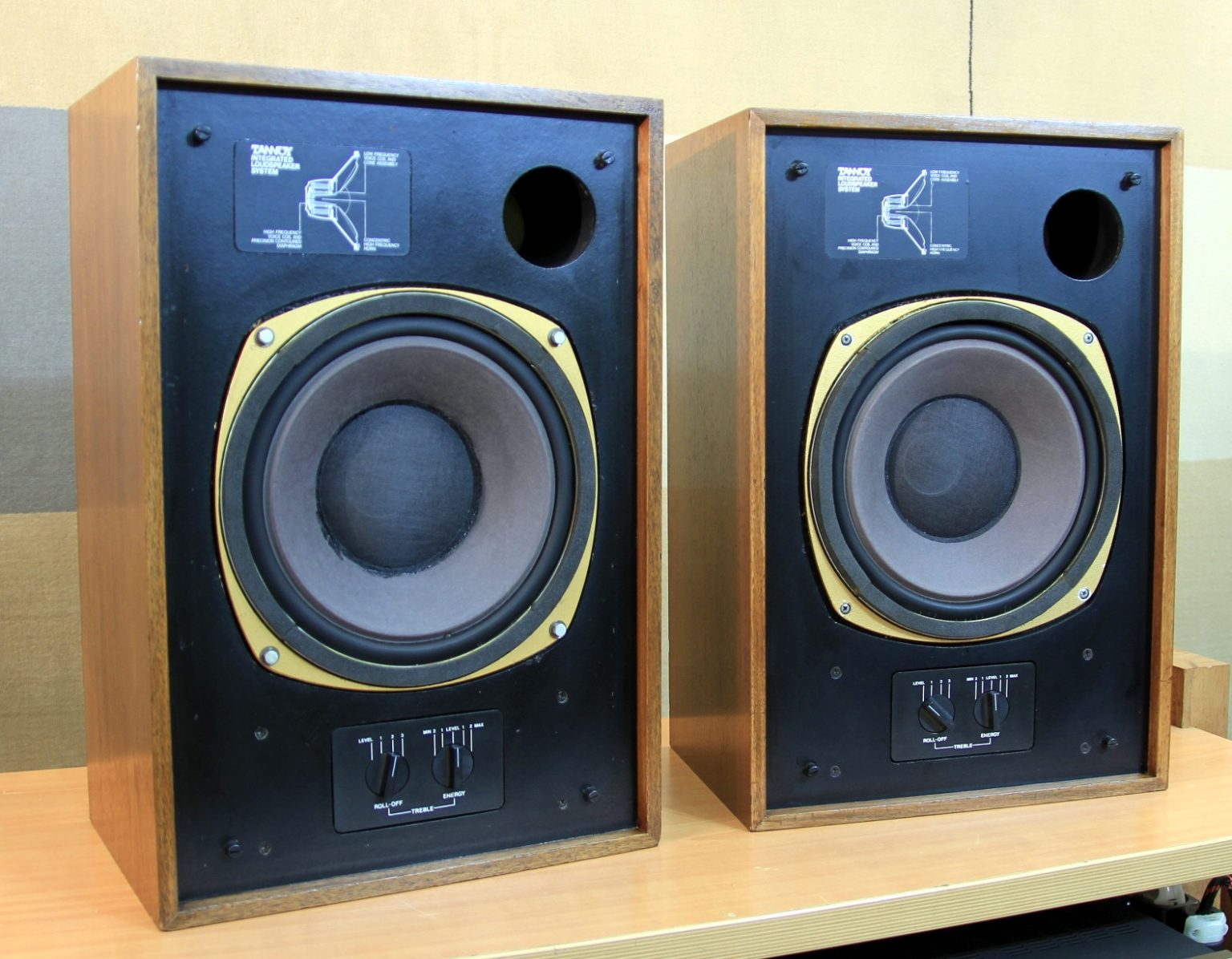 Tannoy Eaton - Audio Construction | Hi-Fi Online Sales: Amplifiers ...