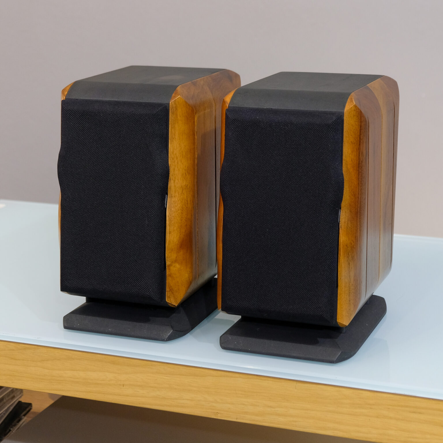 Chario Piccolo Star Satellite - Audio Construction | Online Hi-Fi Sales ...