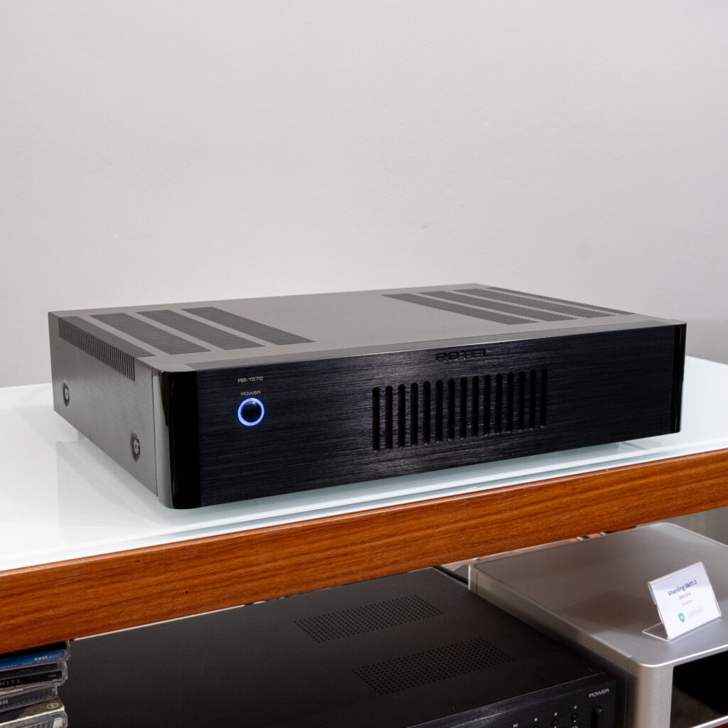 Rotel RB-1572 Usado