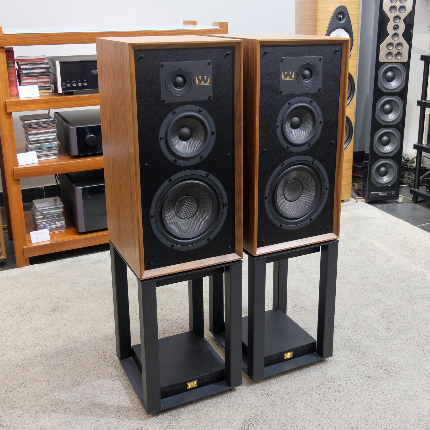 Wharfedale Super Linton con stand Usato